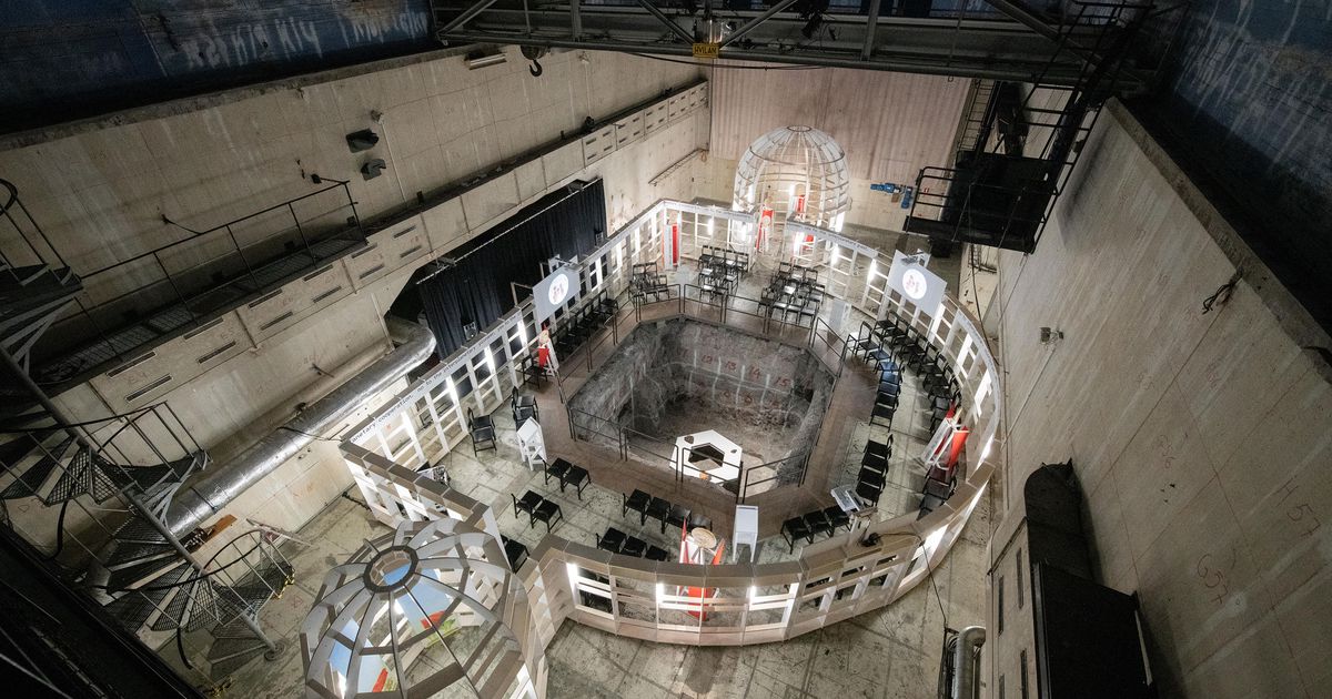 Comrades in Deep Future - Journal #102