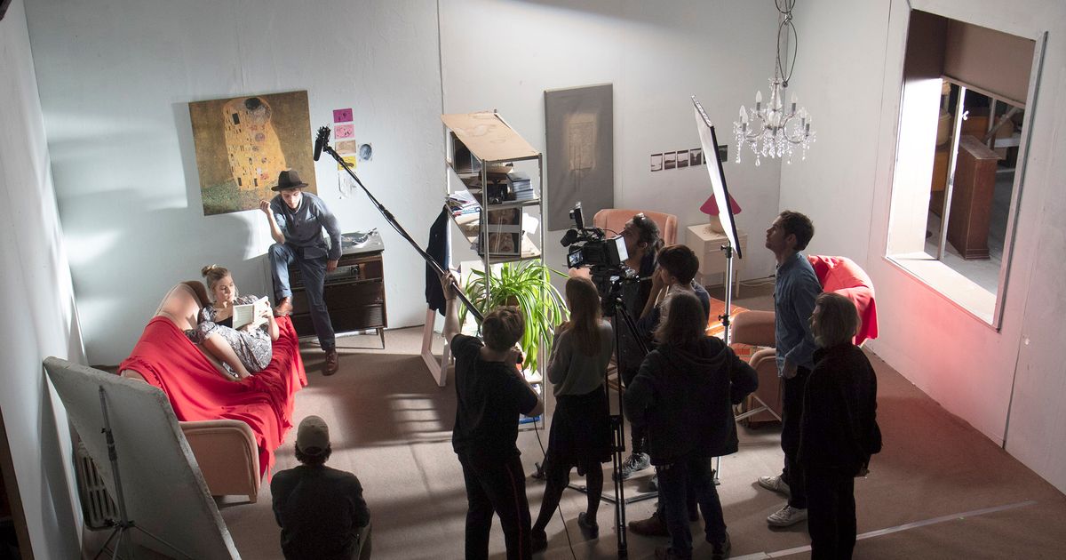 Senior lecturer in audiovisual arts - Announcements - e-flux