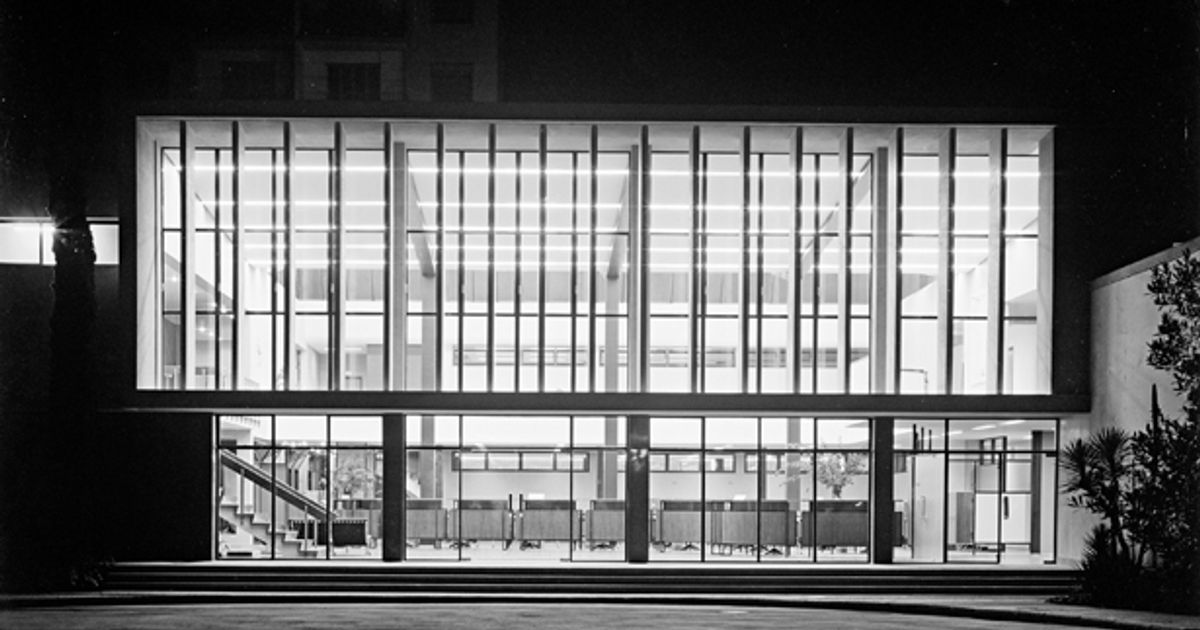 Motor of Modernity. Grup R. Architecture, Art and Design ...