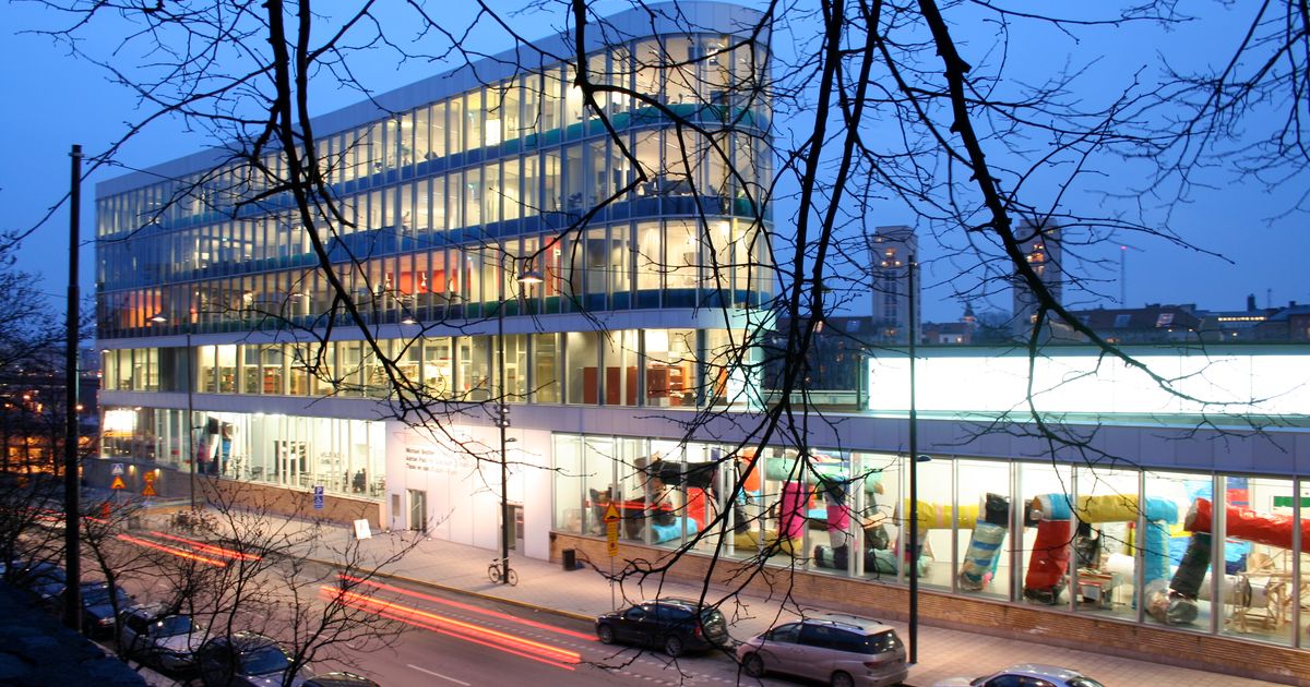 Curator Award 2019 - Announcements - e-flux