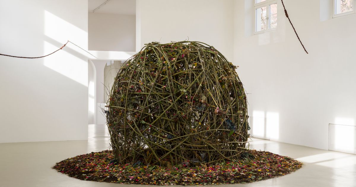 Filipa Ramos on “Flower Planet” - Criticism - e-flux