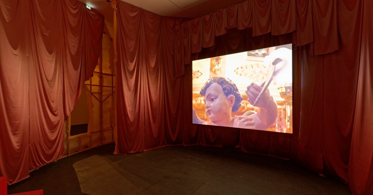 Pauline Curnier Jardin: Pour la peau de Jessica Rabbit / Diana ...