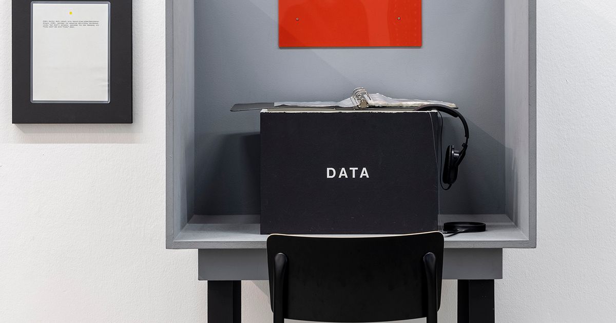 Renée Green: Inevitable Distances - Announcements - e-flux