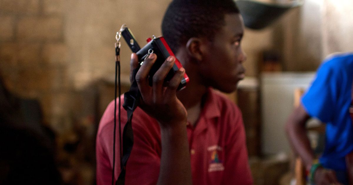 Beatriz Santiago Muñoz: A Universe of Fragile Mirrors - Announcements ...