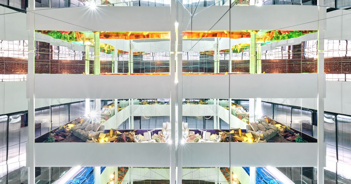 Samara Golden’s “Guts” - Criticism - e-flux