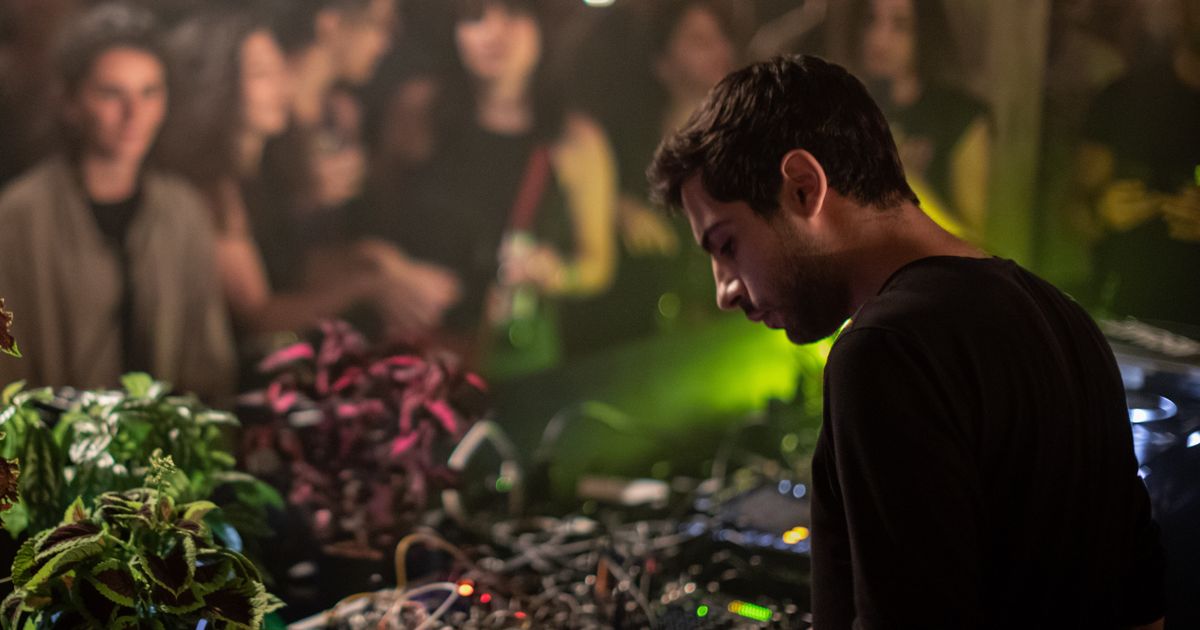 Live performance by Jad Atoui and Robert Aiki Aubrey Lowe - Events - e-flux